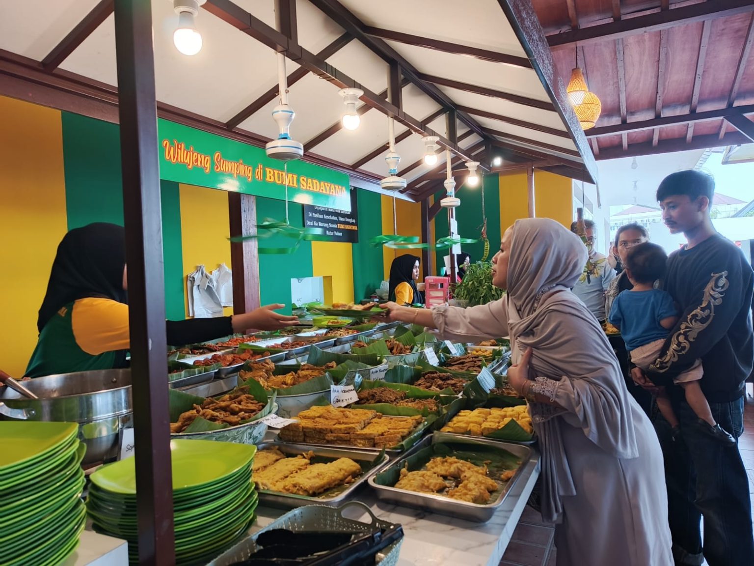 Ekspansi ke Karawang, RM Bumi Sadayana Sajikan Menu Andalan Kakap Kuah ...